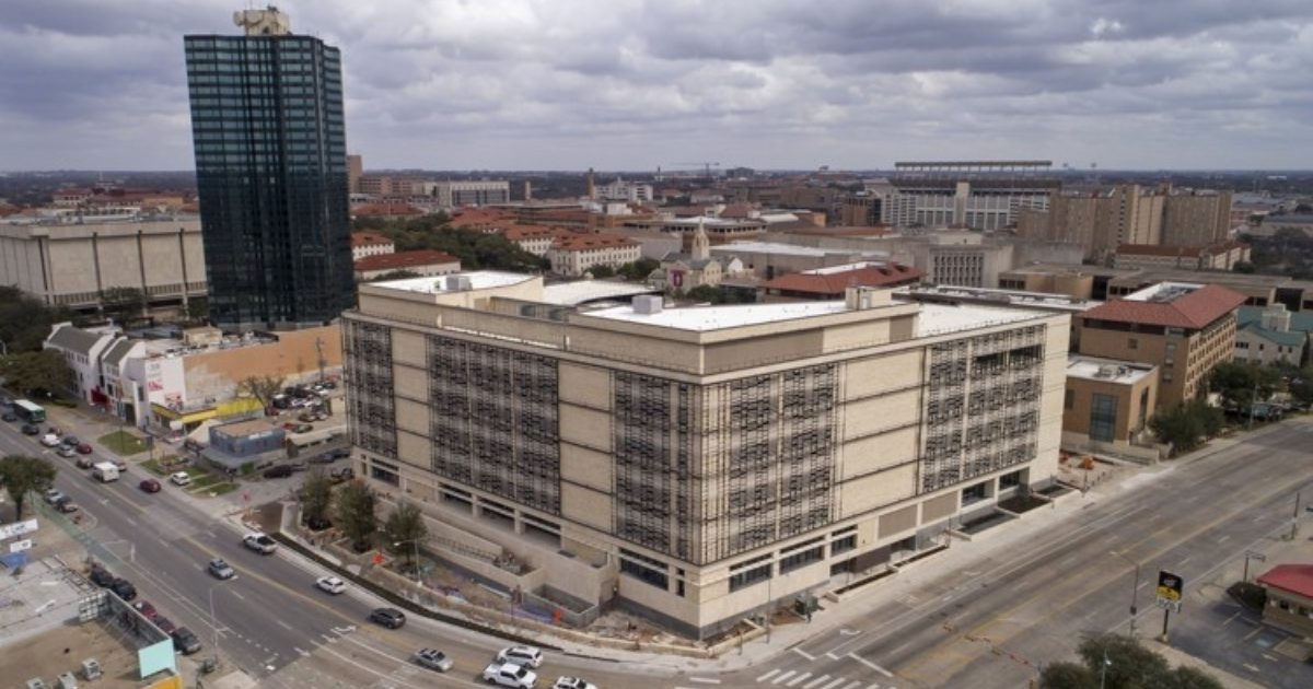 Ennead's New UT McCombs School of Business, Robert B.… - ennead