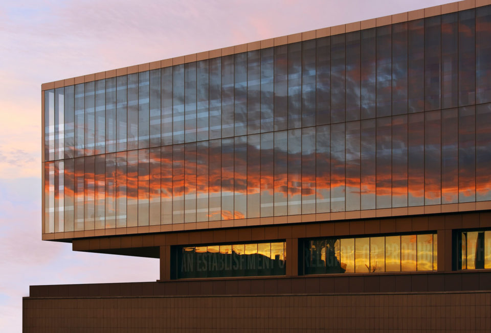 Syracuse University, S.I. Newhouse School of Public… - ennead