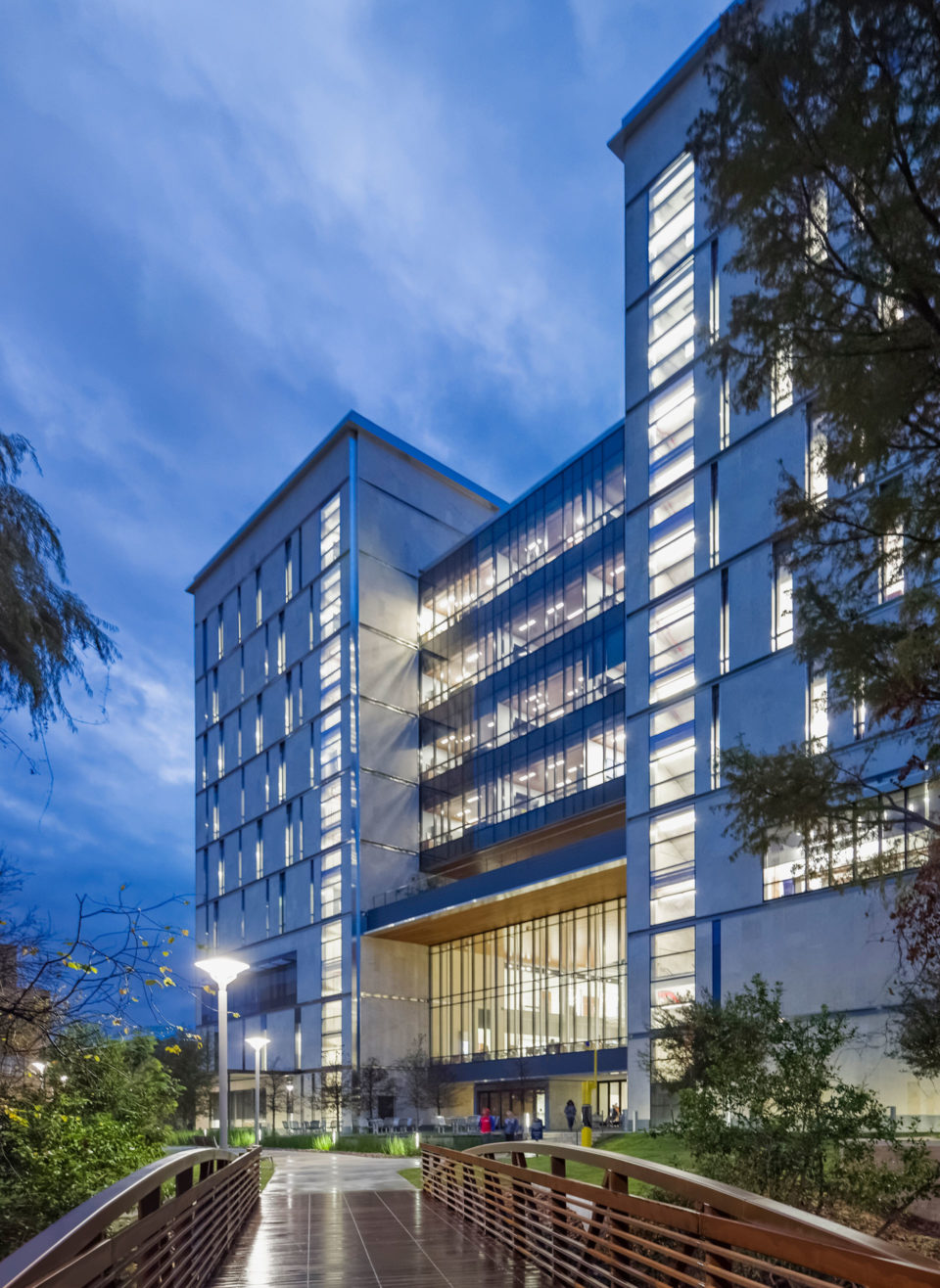 The University of Texas at Austin Cockrell School of… - ennead