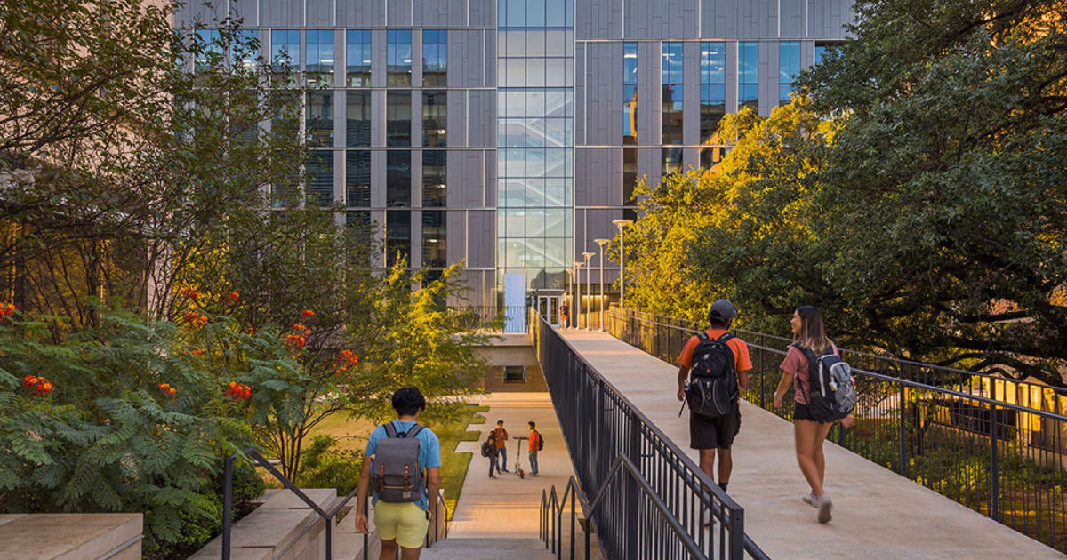 The University of Texas at Austin Gary L. Thomas Energy… - ennead