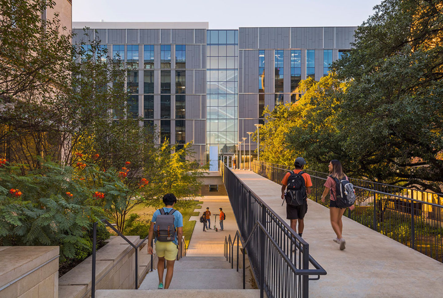 The University of Texas at Austin Gary L. Thomas Energy… - ennead